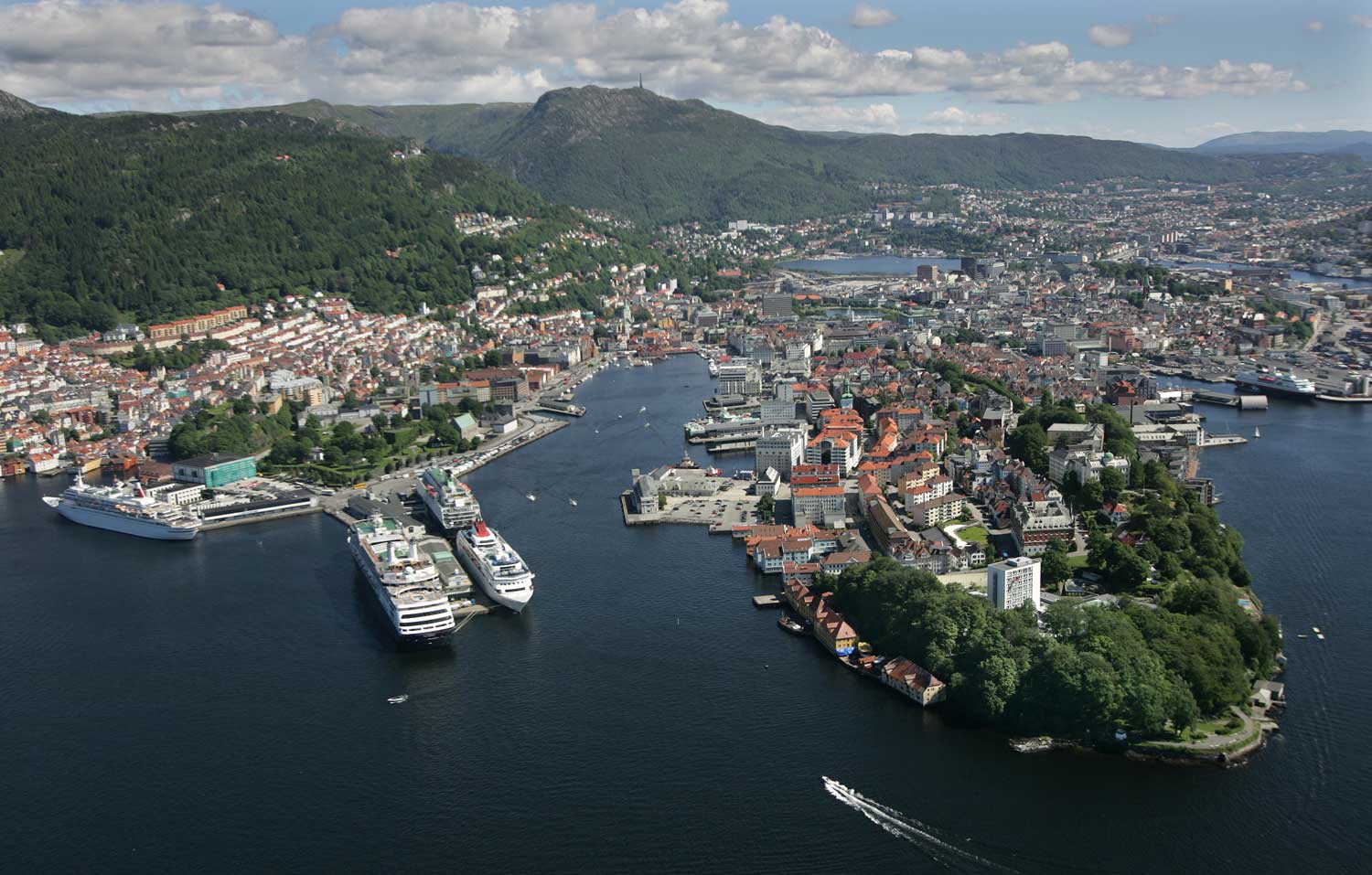 Bergen von oben - visitBergen.com